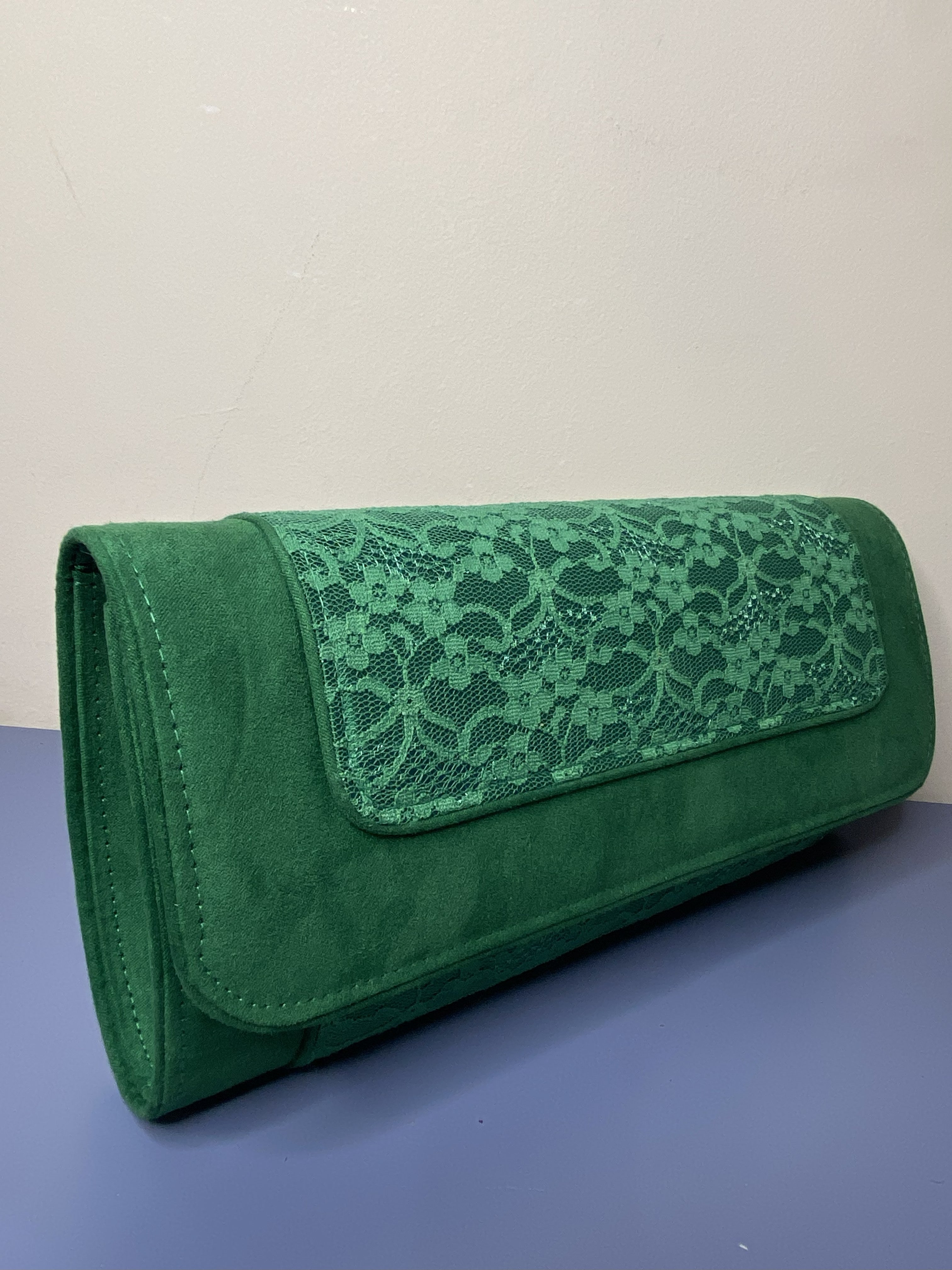 Tirana (Emerald_– Ruby Shoo