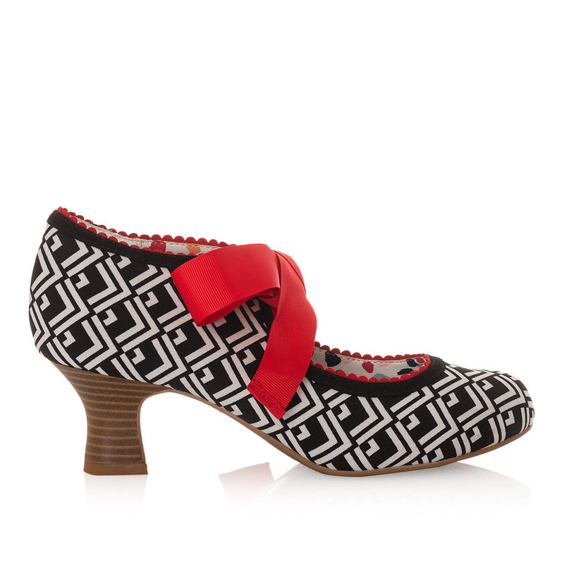 Peyton (Black White)– Ruby Shoo