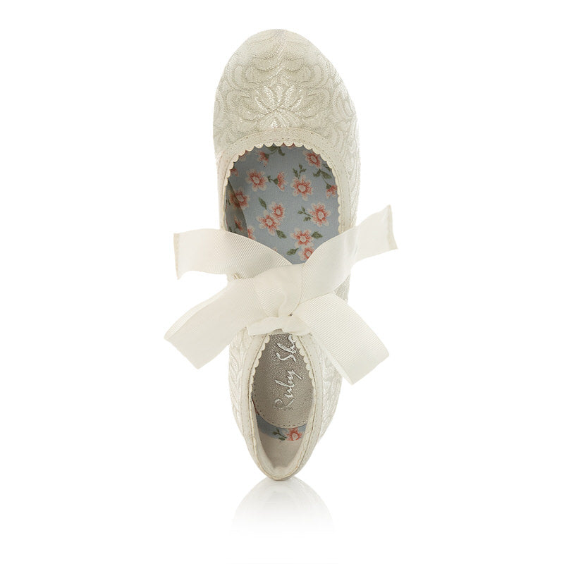 Peyton (White Silver)– Ruby Shoo